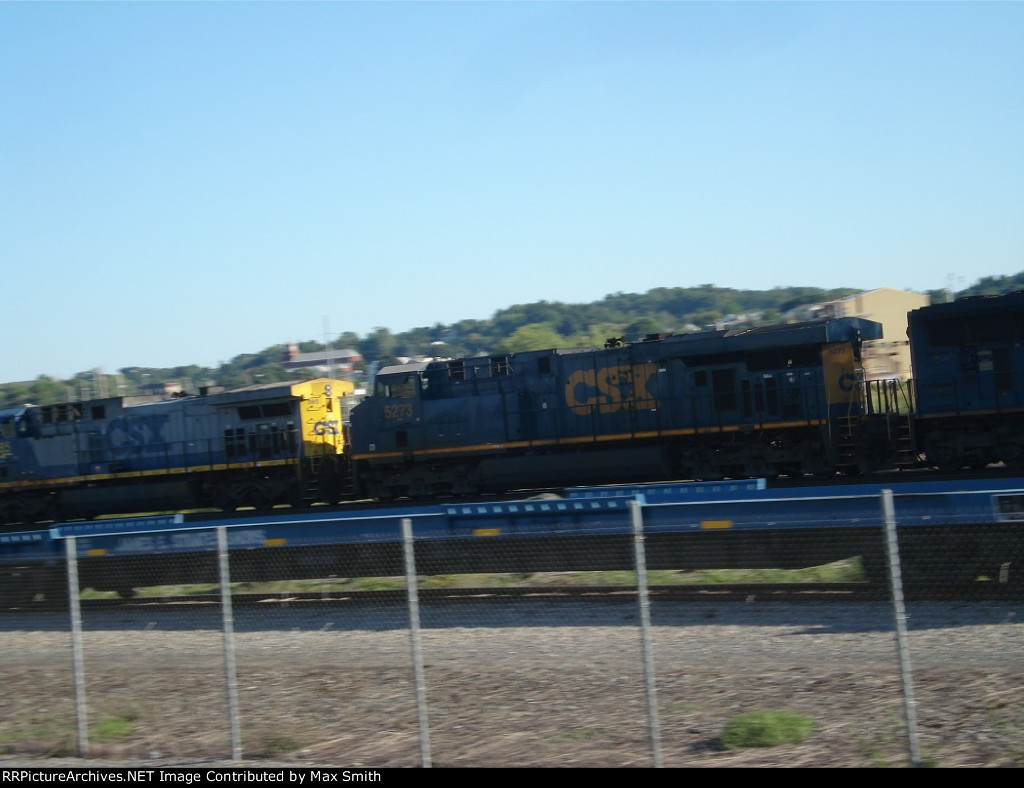 CSXT 5273